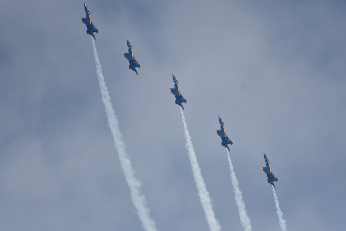 Precision Flying by the Blue Angels – IN MY VIEWFINDER
